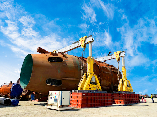 Al Faris uses Enerpac SBL900 gantry system - Move It Magazine