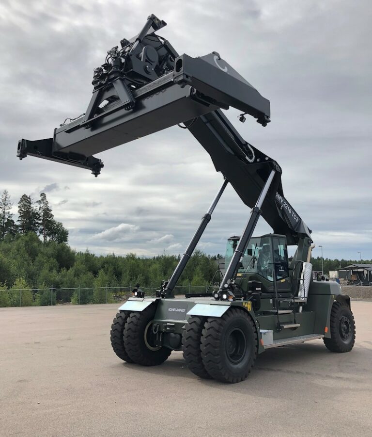 Konecranes delivers 39 reach stackers to Germany - Move It Magazine