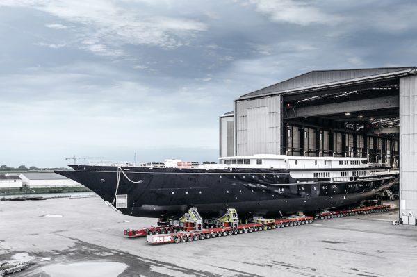 Scheuerle SPMT: 40 years of revolutionizing special transport - Move It ...