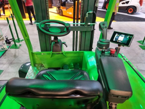Combilift Launches Innovative COMBi-CUBE Forklift - Move It Magazine