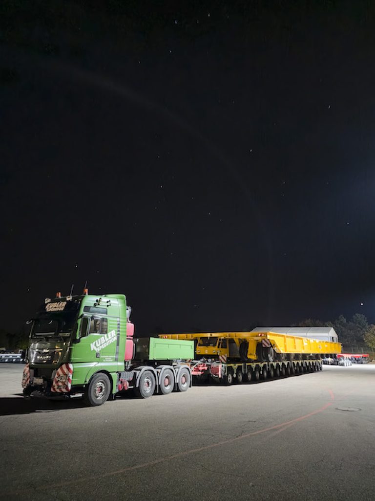 Hyundai Heavy Industries Expands with Scheuerle Shipyard Transporters ...