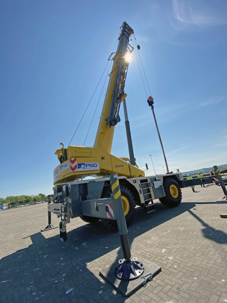 PSG Marine & Logistics Welcomes First Grove GRT8100-1 Crane in the UK - Move It Magazine