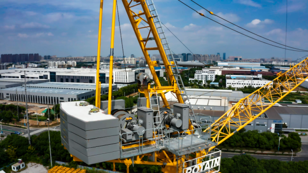 Manitowoc Introduces the new Potain MCR 305 Luffing Jib Tower Crane ...