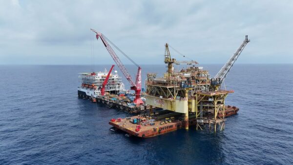 Sarens Supports Decommissioning of Malaysia’s Largest Offshore Platform ...