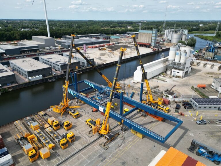 Van Riel Completes Precision Gantry Crane Lift in Den Bosch - Move It ...